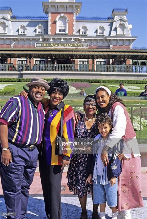 Pictures Of Rosetta Lenoire