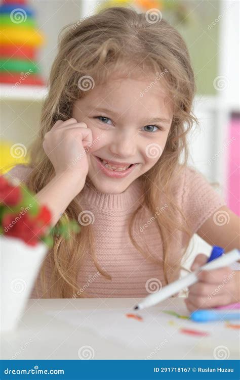 Cute Girl In The Nursery Draws At The Table Stock Image Image Of Horizontal Artist 291718167