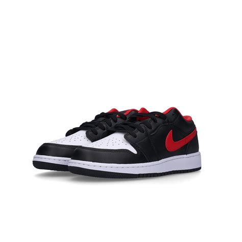 Gs 조던 1 로우 블랙 파이어 레드 Kream