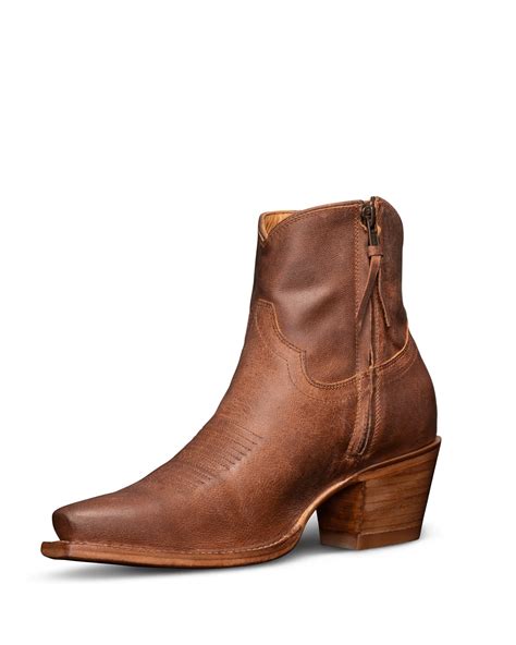 Tecovas Russells Western Wear Inc