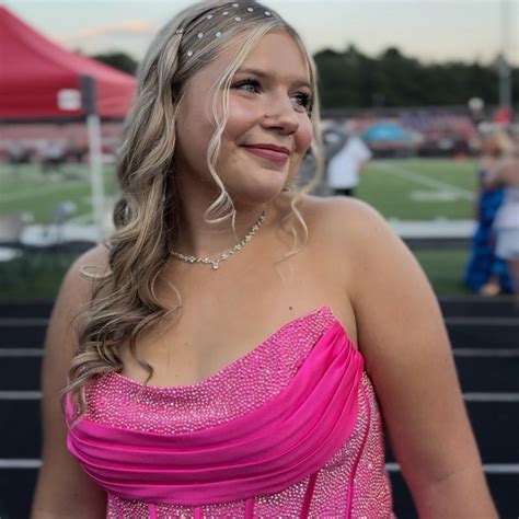 Braylee Braylee134 Snapchat Stories Spotlight And Lenses