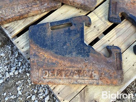 Deutz Allis 6710800 Suitcase Weights Bigiron Auctions