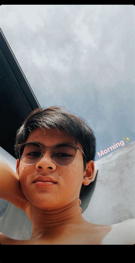 Boy 6 Gambar Pacar Foto Teman Artis Kecil