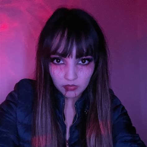 Bianca Lagunes Biancalagunes • Threads Say More