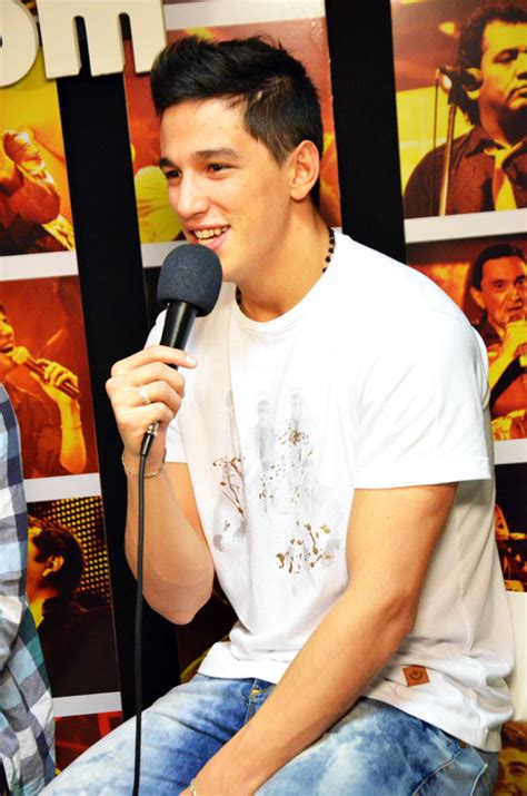 Entrevista Y Acústico Con Lo Nuevo De Chipote