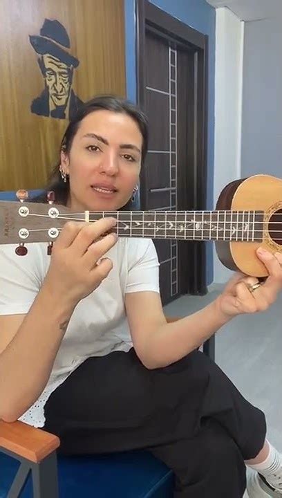 Ukulelede G7 Akoru Nasıl Basılır Youtube