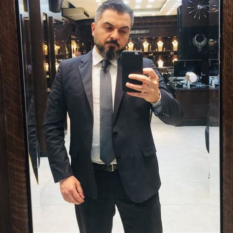 Mohammad Naseeb Alsharqawi Mohammad Naseeb Sharqawi • Threads Say More