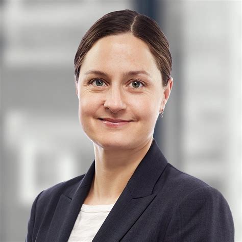 Mackay Tara A People Torys Llp