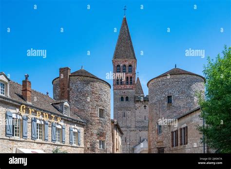 Lhôtel De Greuze Est Une Destination Gastronomique Avec Un Restaurant