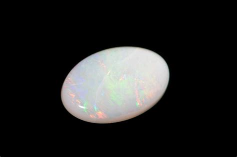6 Different Types Of Iridescent Gemstones With Pictures Rock Seeker