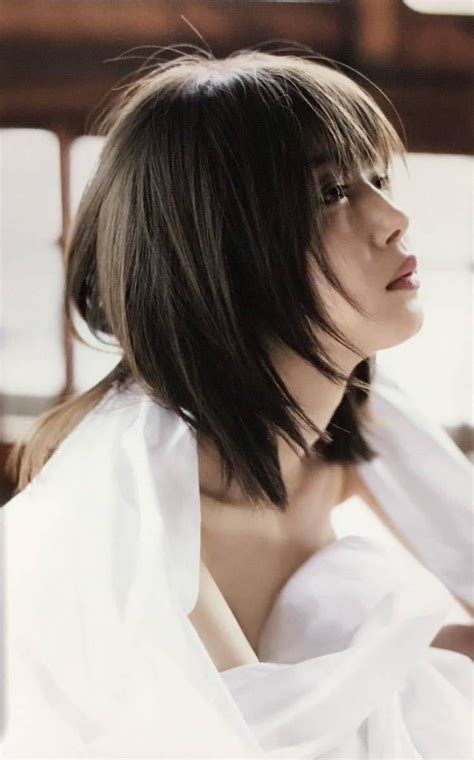 Yahooオークション 市川美織 写真集 Private 美女 美乳 美尻 下着