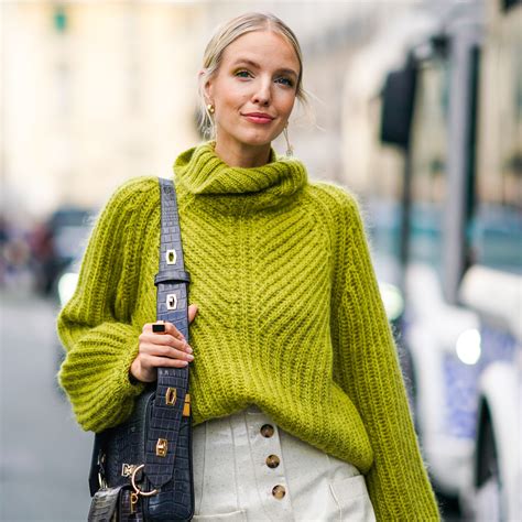 Cynthia Blog 22 Things You Didnt Know About Big Oversized Knit Sweaters