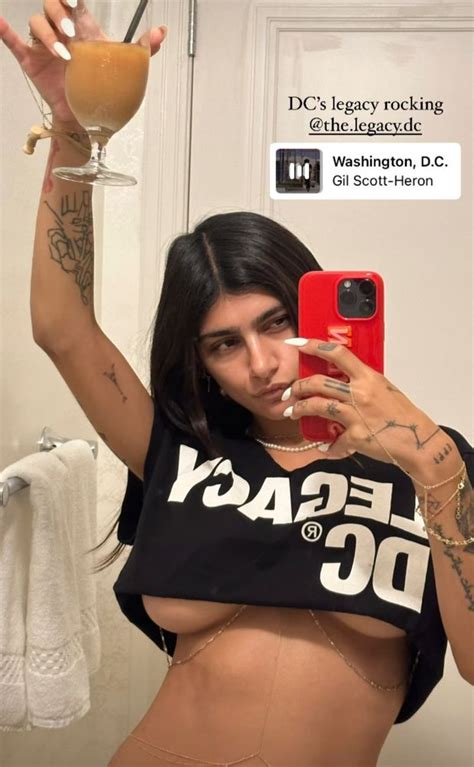 I Would Love To Face Fuck Mia Khalifa Pic