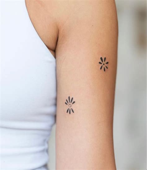 Pin By Sarah Pisani On Rad Tatts And Piercings Small Hand Tattoos Small Tattoos Body Art Tattoos