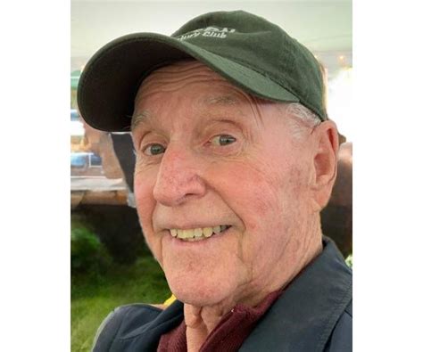 Richard Charles Como Obituary 1937 2025 Manchester Nh My Keene Now