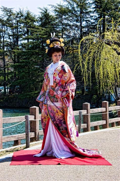Japanese Wedding Dress Traditional The Traditional Japanese Wedding