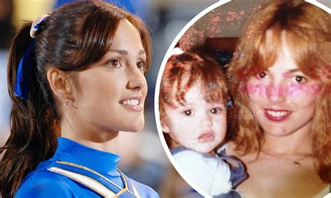 Minka Kelly Latest News Views Gossip Photos And Video Daily Mail