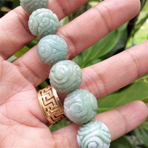 Burmese Jade Bead Bracelet Light Green Vines Carved Jade Burmese