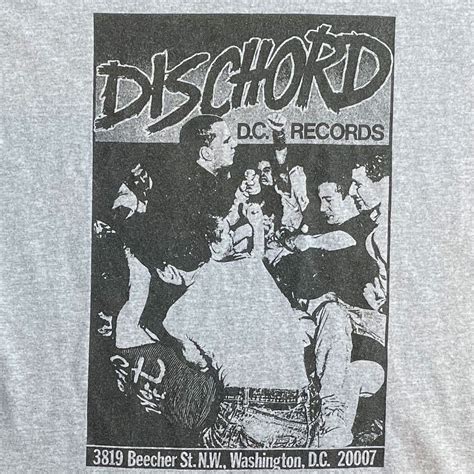 Dischord Records ピンバッジ 45revolution