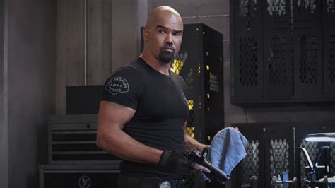 Swat Season 7 Cbs Cancelation Renewal Cast Parade