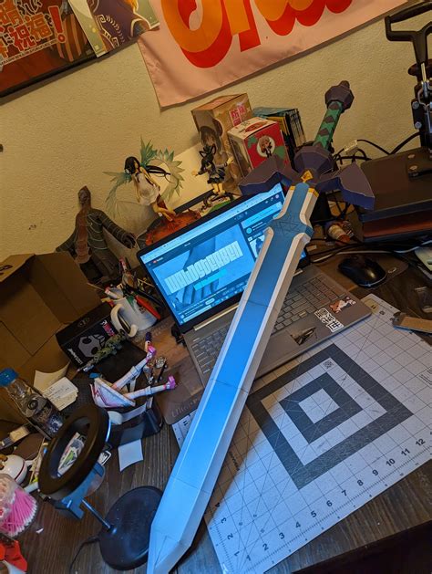 Master Swoed Rpapercraft