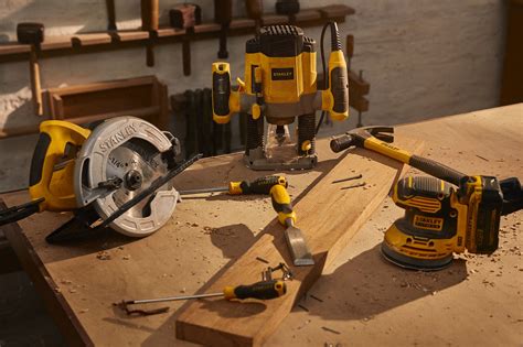 Catálogo De Herramientas Para Trabajar La Madera