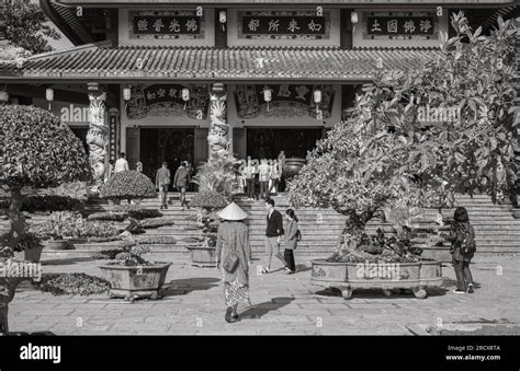 Vietnamese And Foreign Tourists Visit Ling Ung Bai Buc Buddhist Pagoda
