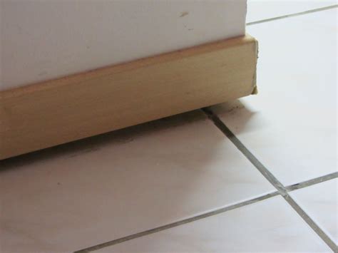 Tassement Du Sol Entraînant Le Dallage Et Créant Un Vide Sous Plinthes