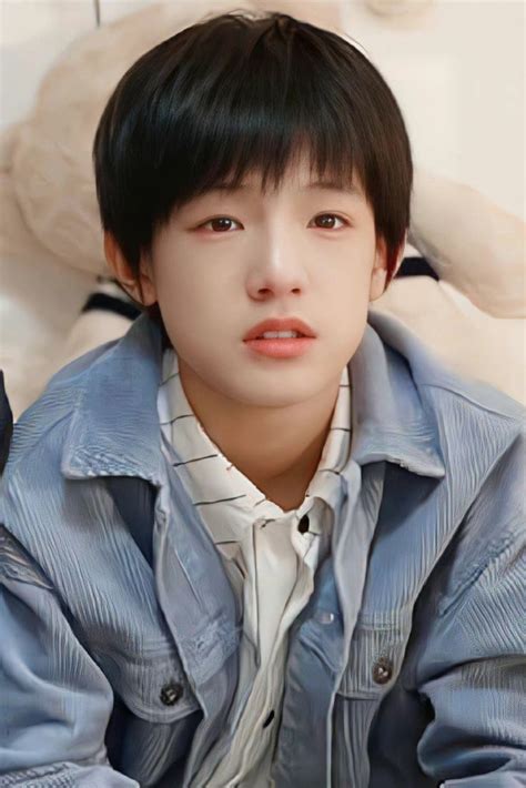 Pin Oleh 宁 Di 小宝