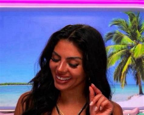 Huda Love Island Clock It Meme Love Island Memes