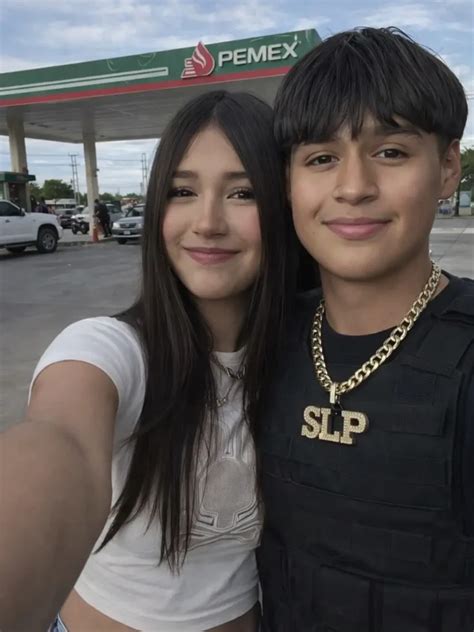 Esli Mendez Height Age Net Worth Ethnicity Sisters Real Name