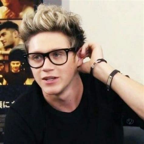 𝙷𝙴𝙻𝙻𝙴𝚁 Youtube