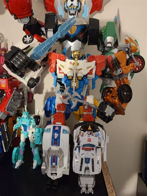 Transformers Generations Combiner Wars Discussion Thread Page 791