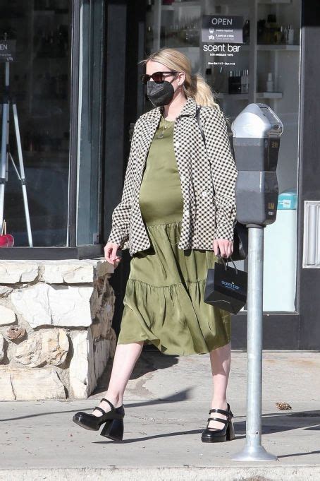 Pregnant Emma Roberts Seen Shopping In Los Angeles Famousfix