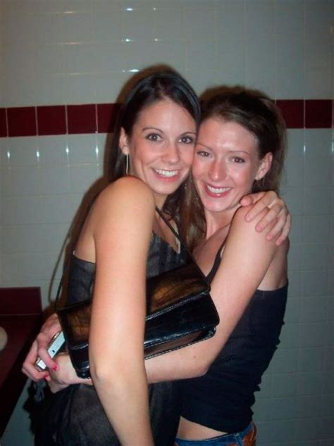 Drunk Girls Love Bathrooms 88 Pics Drunk Girls Love Bathrooms 88 Pics