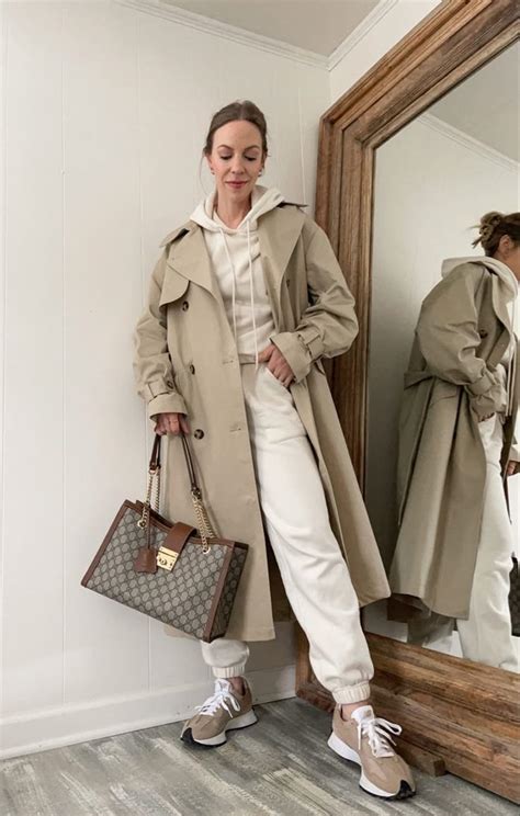 Light Brown Trench Coat Brown Coat Outfit Trench Coat Outfit Beige Coat