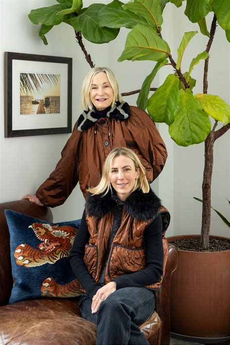 Joan And Ally King Marfa Stance