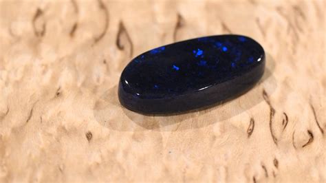 Матричный опал из Австралии - YouTube