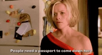 19 Essential Travel Tips For Women