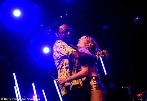Tove Lo Flashes Her Breasts Again At Coachella Weekend Two Daily Mail