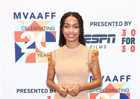 Actress Yara Shahidi Celebrates New Dior Campaign Kuwait Weekly