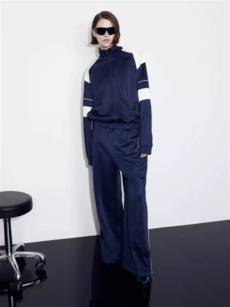 What Is A Track Jacket Exploring Its Features And Styles Fangyuan