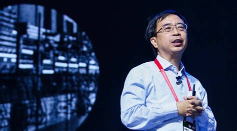 有望助力最准确标准 秒”定义的确立，潘建伟团队实现百公里自由空间的高精度时间频率传递，稳定度达千亿亿分之一 知乎