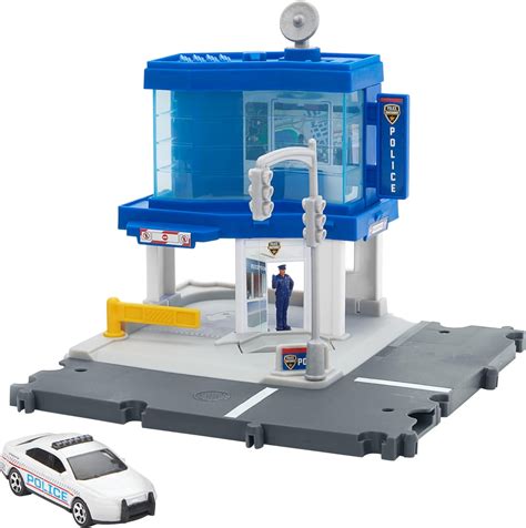 Matchbox Action Drivers Police Traffic Center Playset Car And Truck