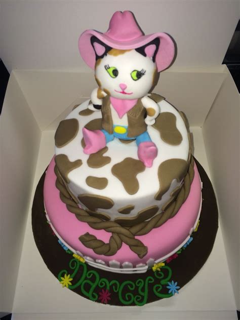 Sheriff Callie Cake With Hand Made Edible Figure Sheriff Callie Party Ideas Portfolio