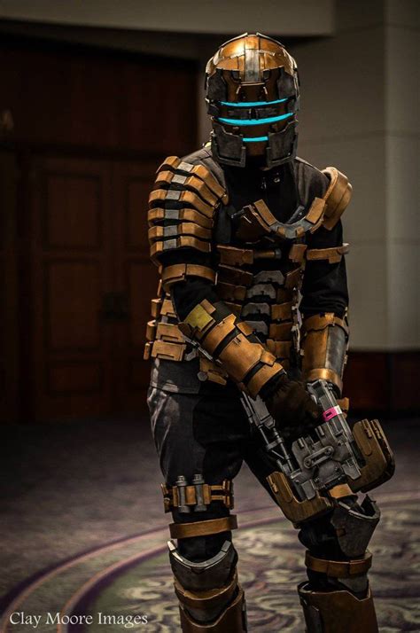 Dead Space Armor Cosplay