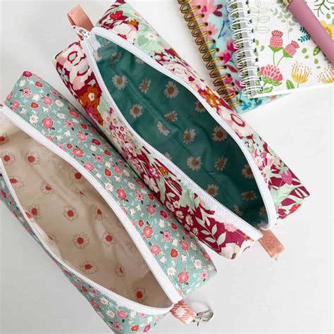 Best 13 Zippered Pencil Case Sewing Tutorial Free Pattern Artofit