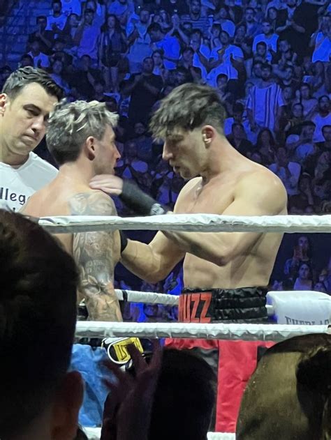 Momo Y Viruzz🥊💫