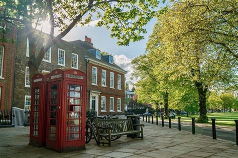 Ted Lasso Filming Locations In Richmond Private Black Cab Tour