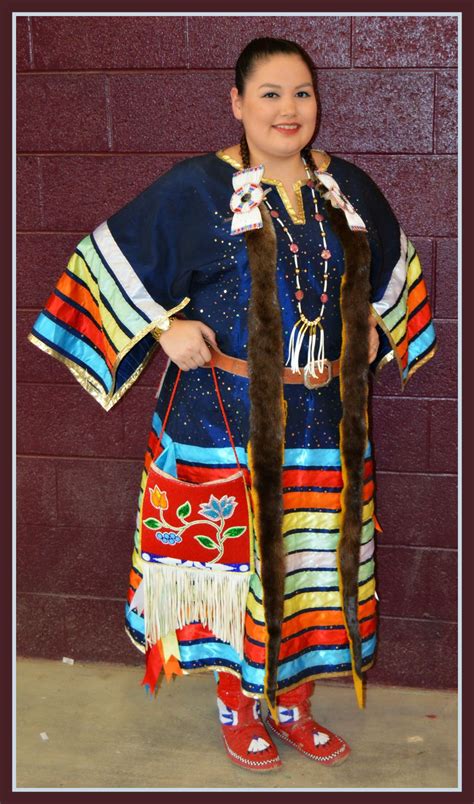 Pin By Josephine Bellonger On Dress Native American Style Outfits